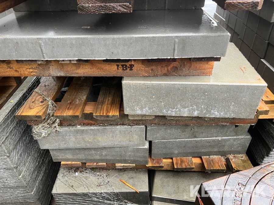 Betonfliser, Aarhus, Klaravik auktioner