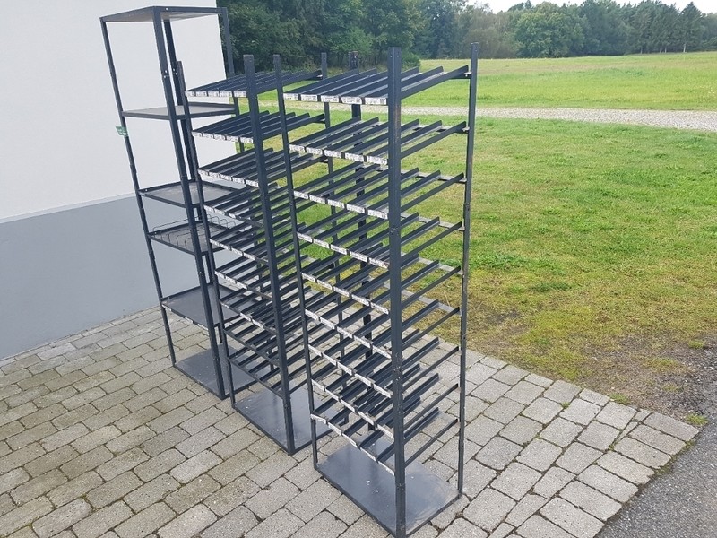 Klaravik Auktioner | Metal reol