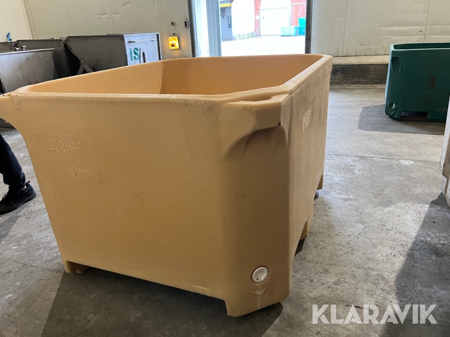 Plastkar 9 styk + 6 styk, Thisted, Klaravik auktioner