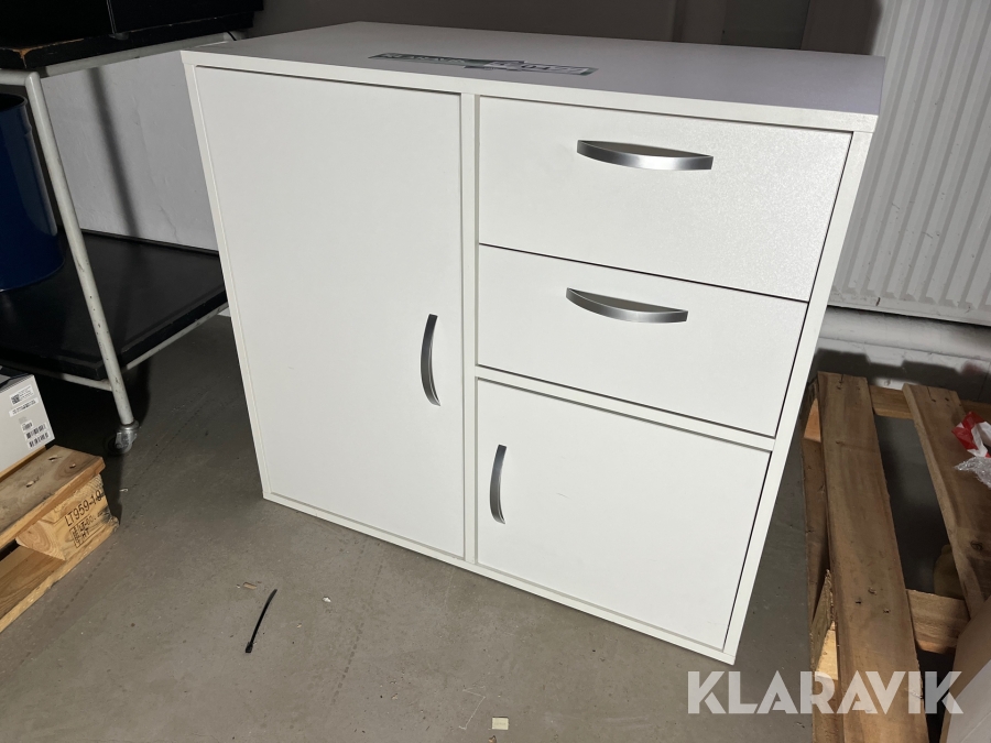 Skab / skuffer, København, Klaravik auktioner
