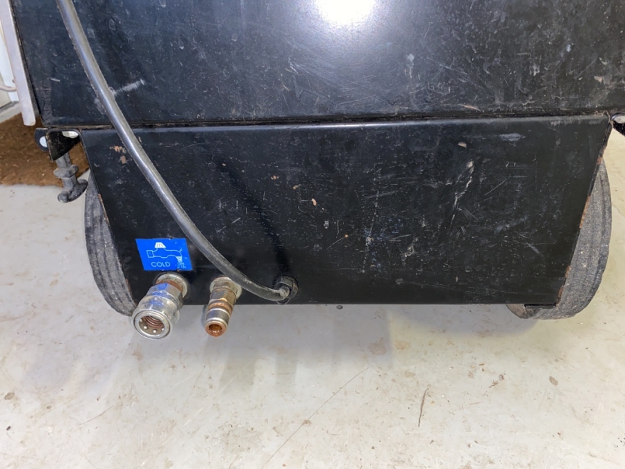 Klaravik Auktioner | Hot Box til højtryksrenser