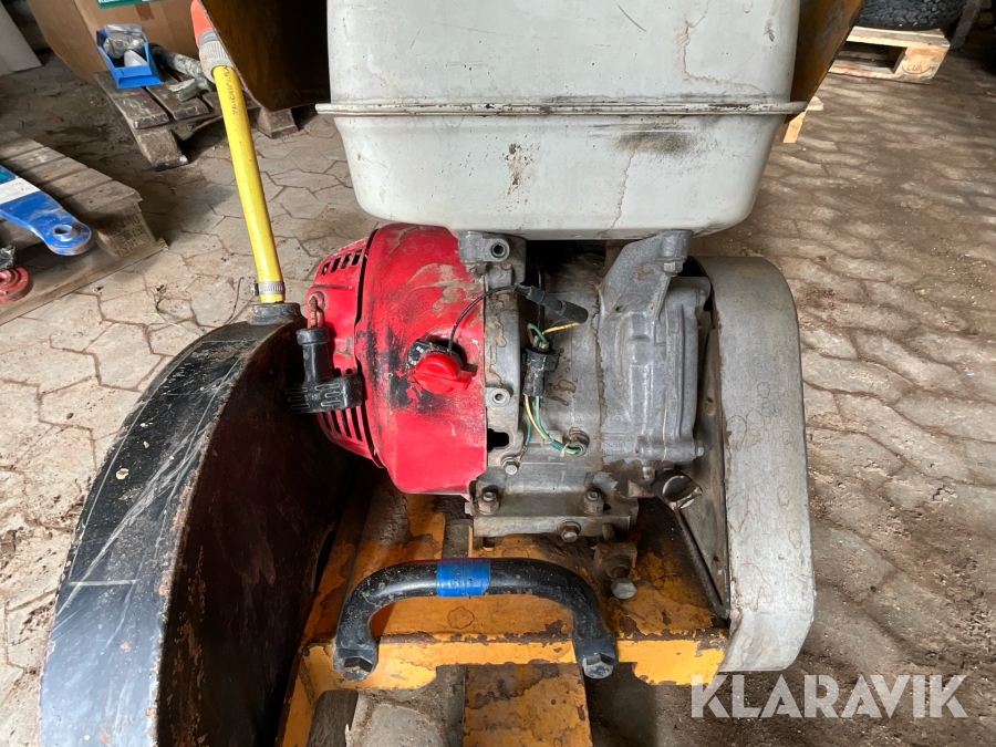 Asfaltskære Wacker BFS 100, Frederikssund, Klaravik auktione