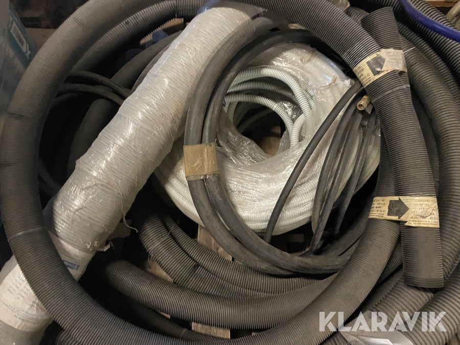 Diverse plast slanger/rør, Haderslev, Klaravik auktioner