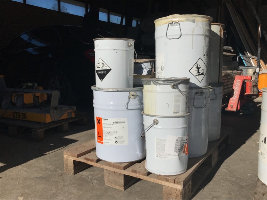 Klaravik Auktioner | 2 komponent epoxy