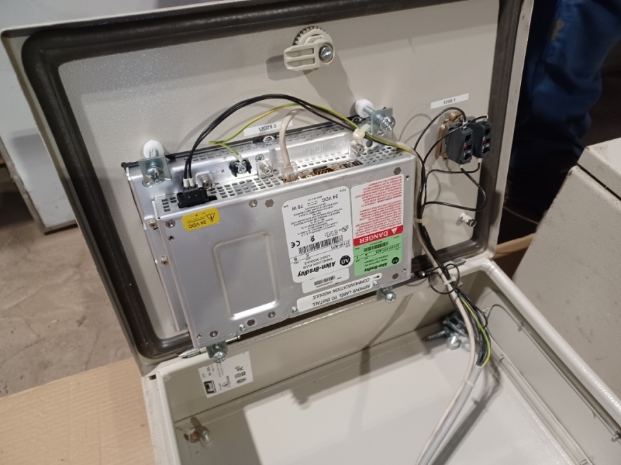 Styreboks og frekvensomformer